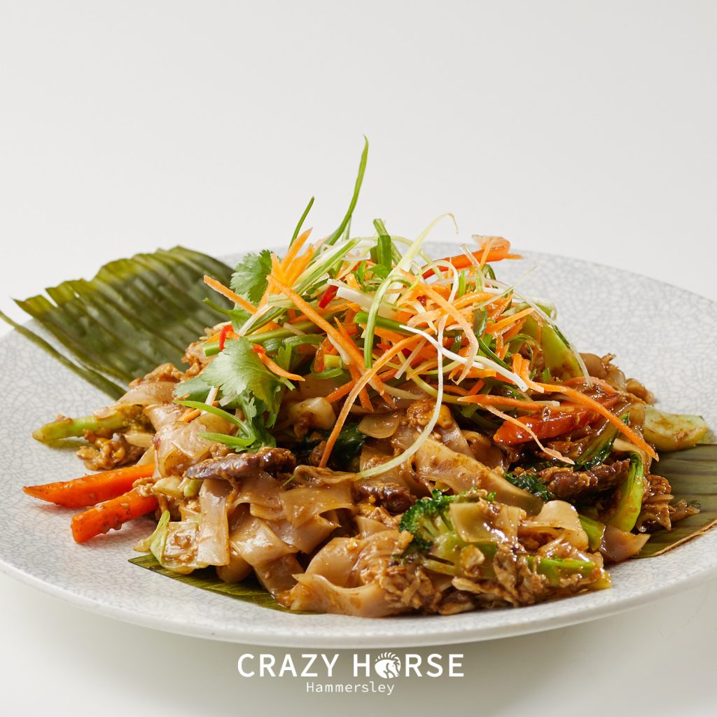 Pad Se-Ew – Crazy Horse Hammersley
